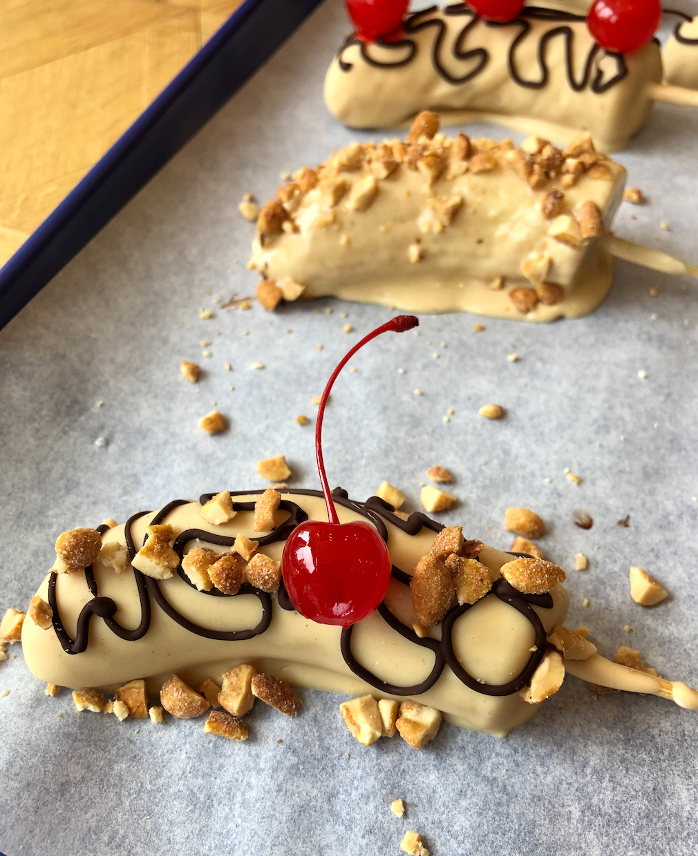 Bake Club Banana Split Pops – Milk Bar